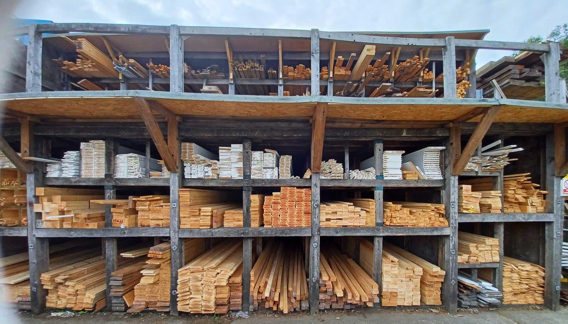 How to Choose the Right Type of Timber for a Building Project